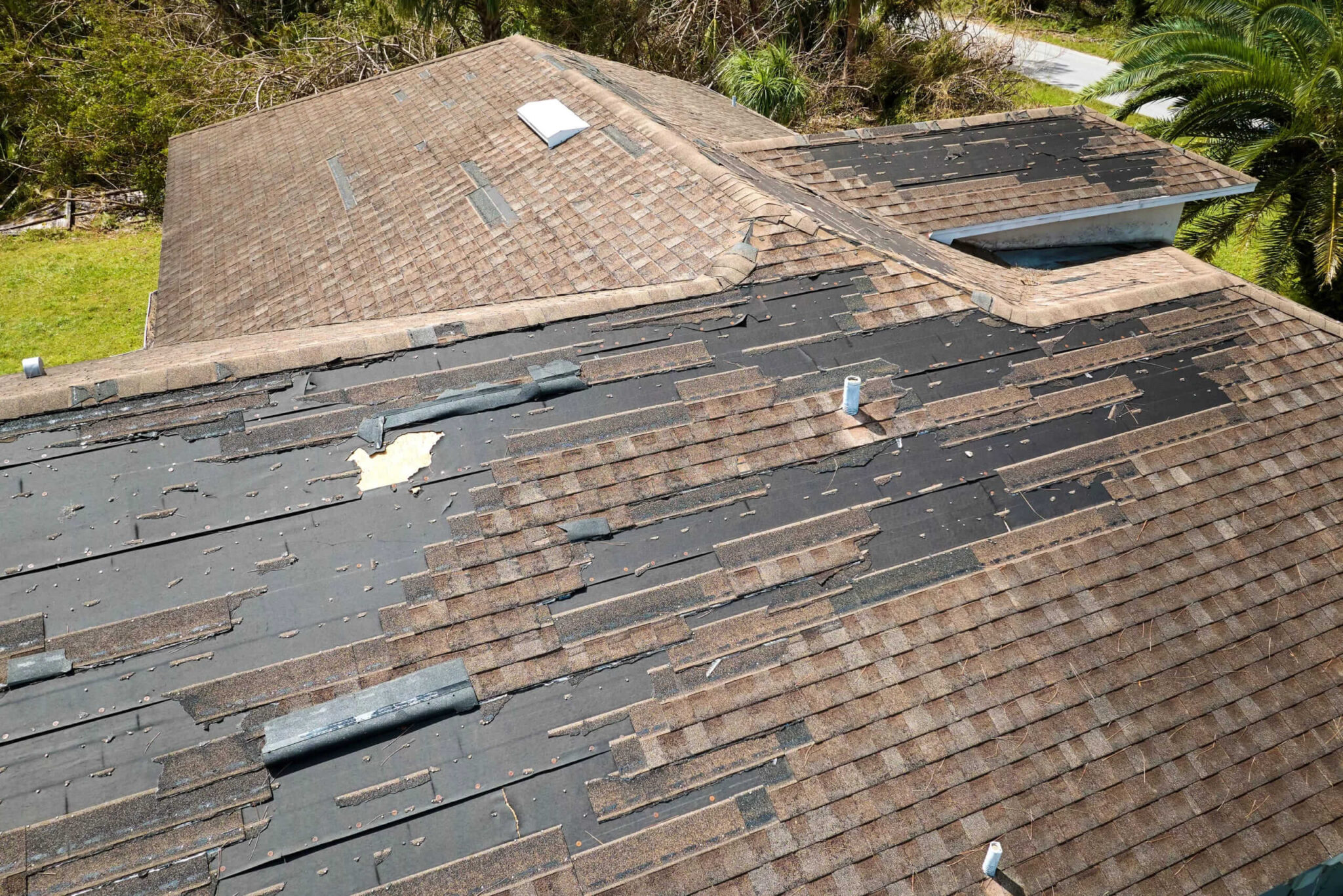 Roofing Replacement – Lifetime Quality Roofing LLC